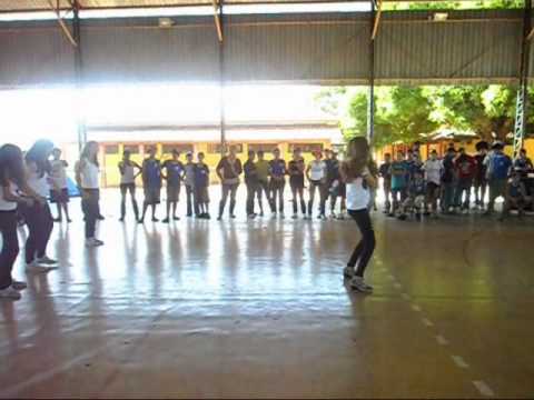 Meninas dançando Tik Tok