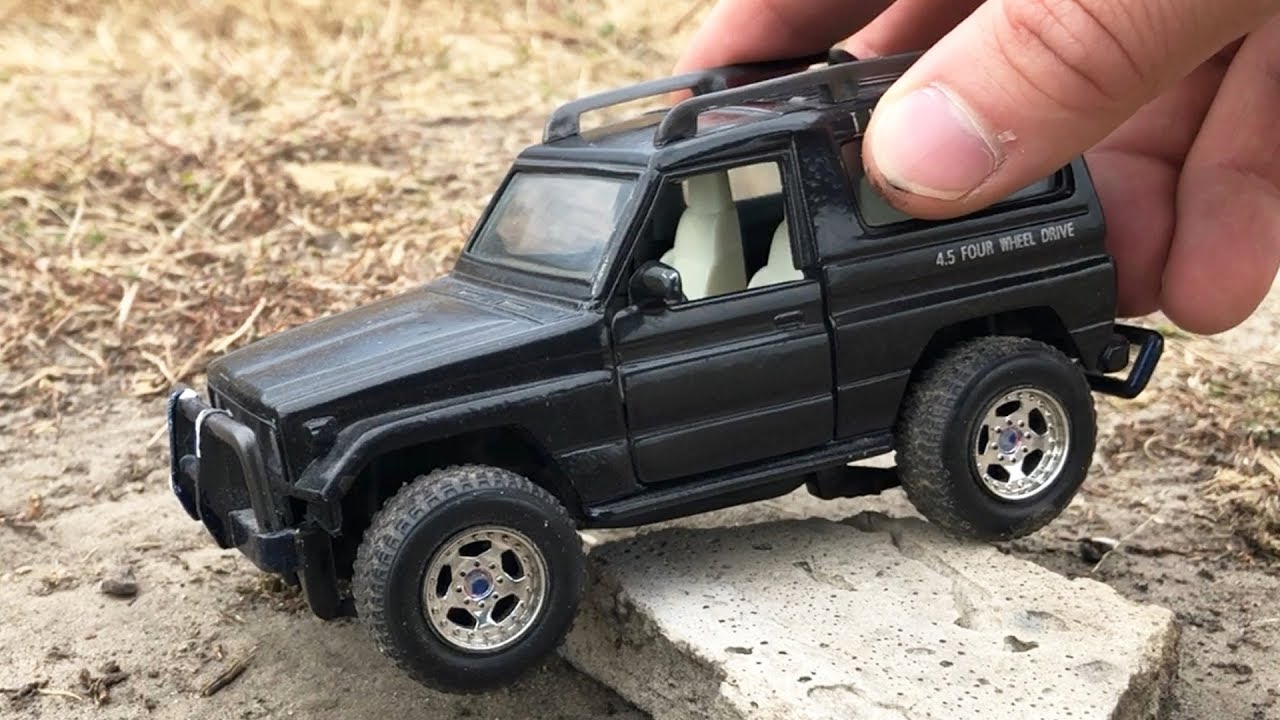 Land Cruiser toy car. Playing with toy car Toyota Land Cruiser - YouTube