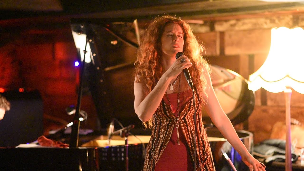 Caitlin Smith - Soon Will Be Found - YouTube