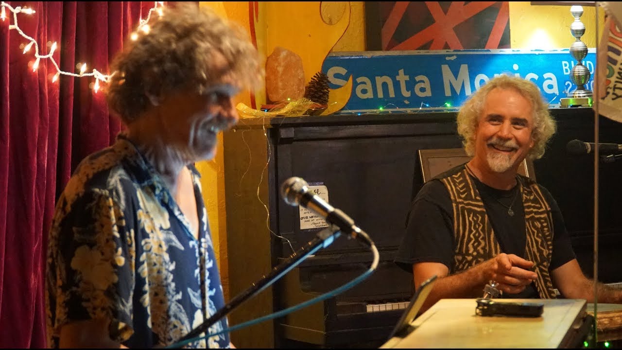 Jonathan Best at The UnUrban Cafe - YouTube