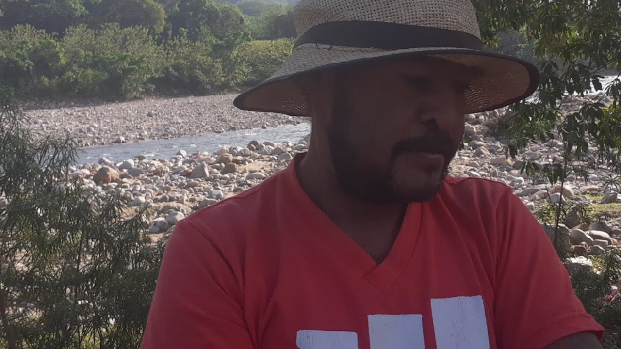 Culuko nos muestra su nueva bicicleta en la que se conduce para ir a ...