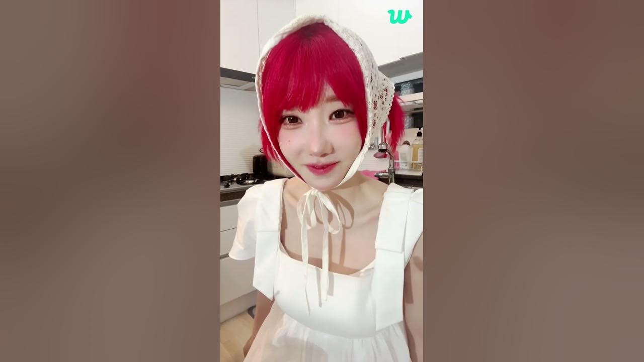 냡냠 | QWER Weverse LIVE [SUB] 240907 - YouTube