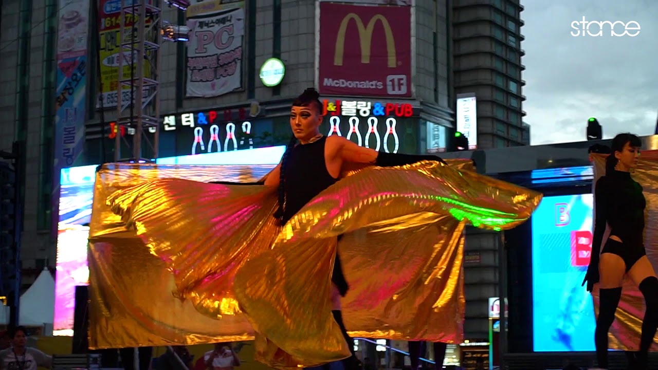 House of Kitsch Showcase .stance x BBIC - YouTube