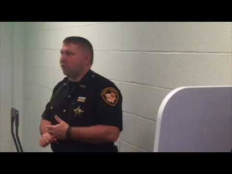 Explanation of how the SOTER RS full body scanner works - YouTube