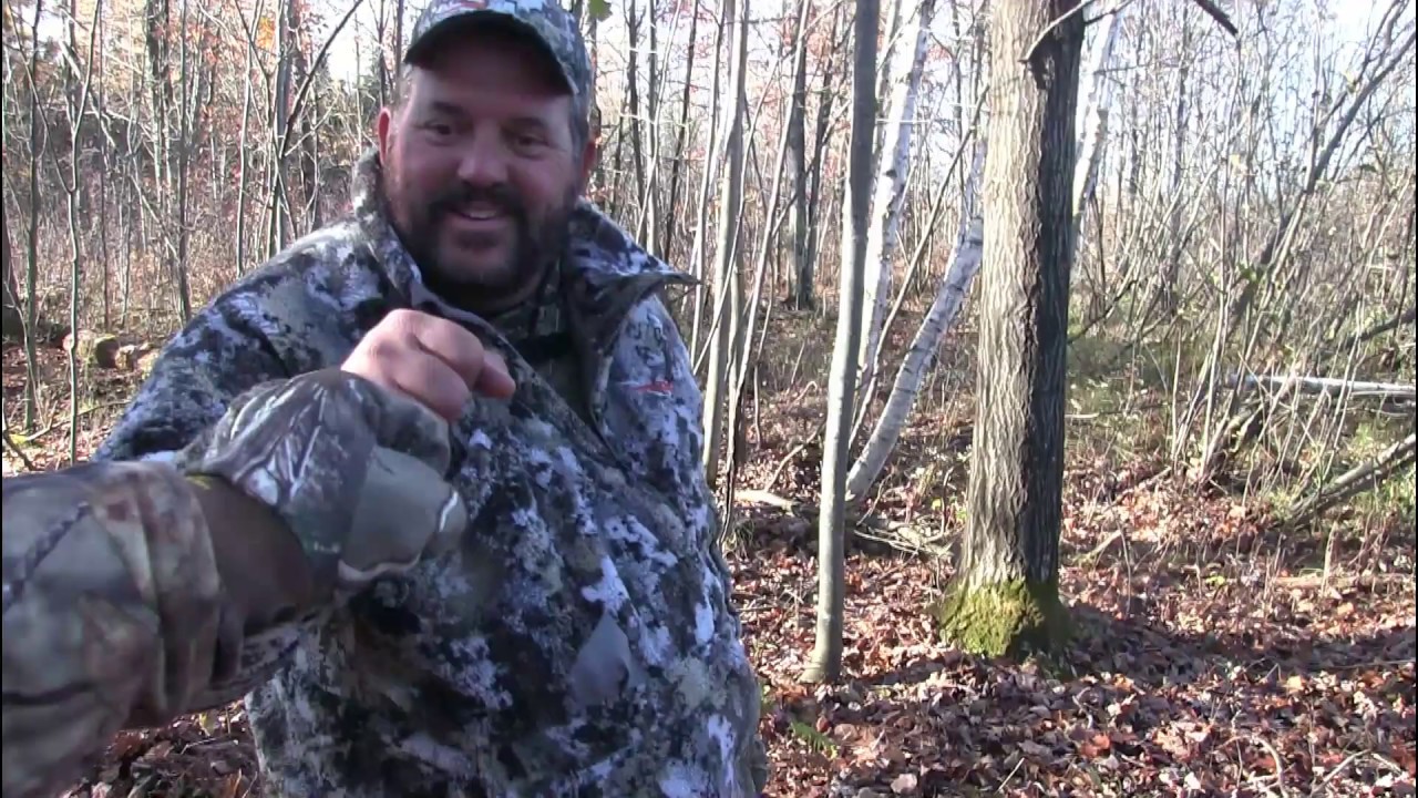 2019 Wisconsin Bow Hunting Deer Down - YouTube