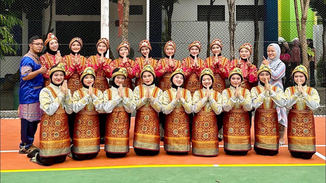 MAN 19 Jakarta | Tari Ratoh Jaroe - Pagelaran Seni Dubesta Cup 2023 ...