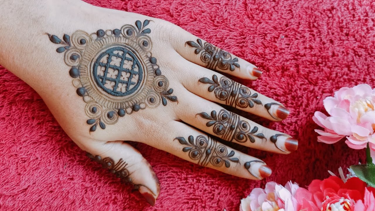 Simple and Easy Mandala Henna Design || Simple Mehndi Designs 🌿 #mehndi ...