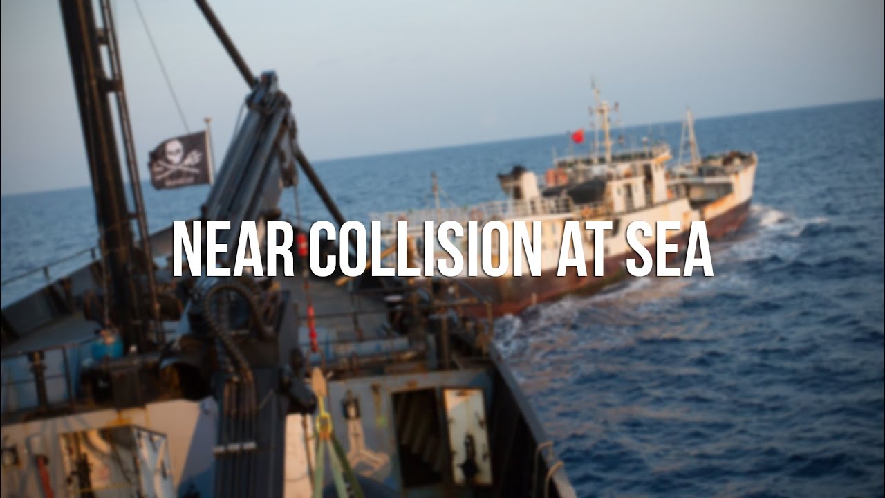 Near Collision at Sea - YouTube