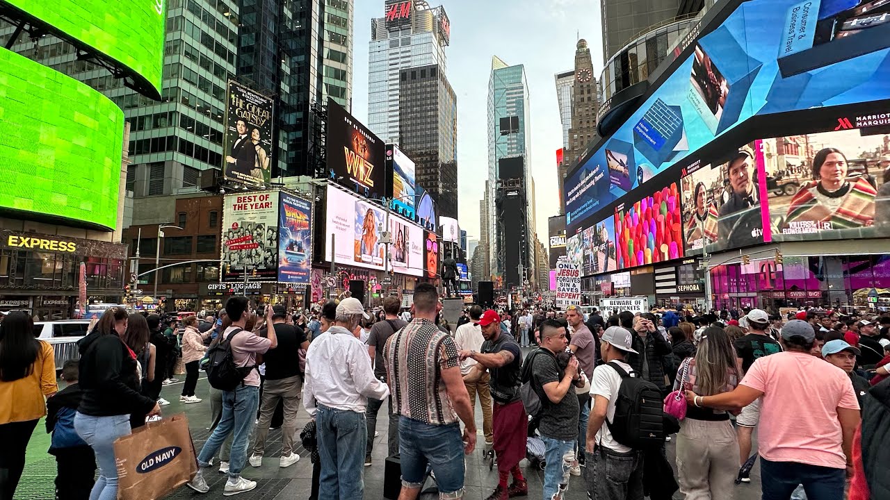 New York Manhattan Times Square Sunday Live - YouTube