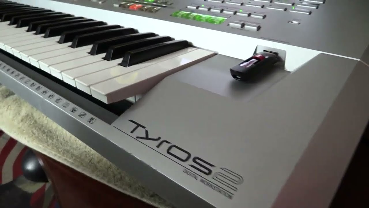 Ahora con una yamaha tyros 2 veamos el video - YouTube