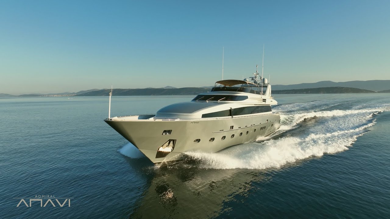 Yacht ANAVI Admiral - YouTube