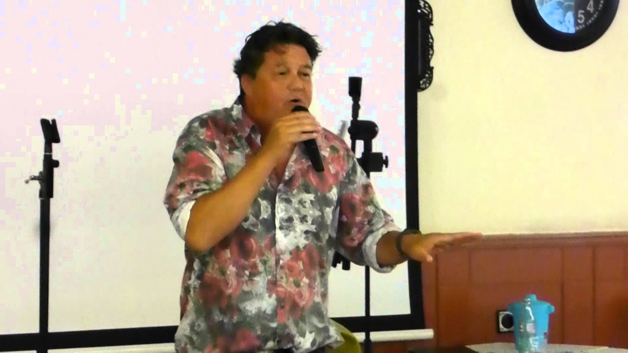 Peter Ruzette in Nw. Vredenburgh, Amsterdam. By Photodam.nl - YouTube