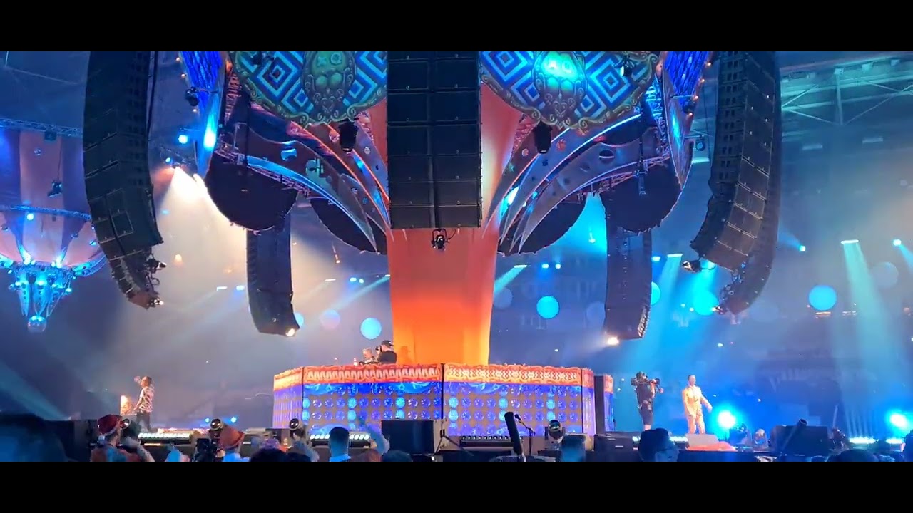 ALTIJD LARSTIG & ROB GASD'ROP - Atje voor de sfeer @ X-Qlusive Holland ...