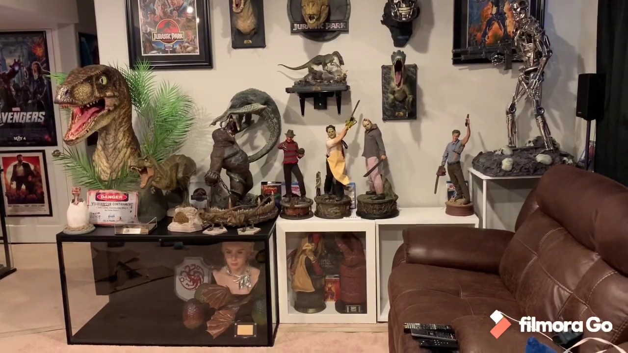 Sideshow Ash Premium Format Figure Unboxing and Review - YouTube