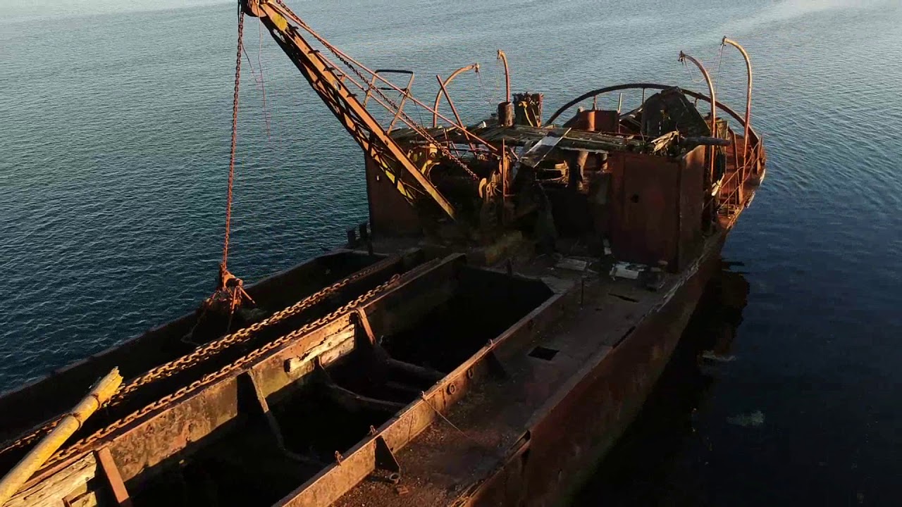 The wreck of Port Lairge - YouTube