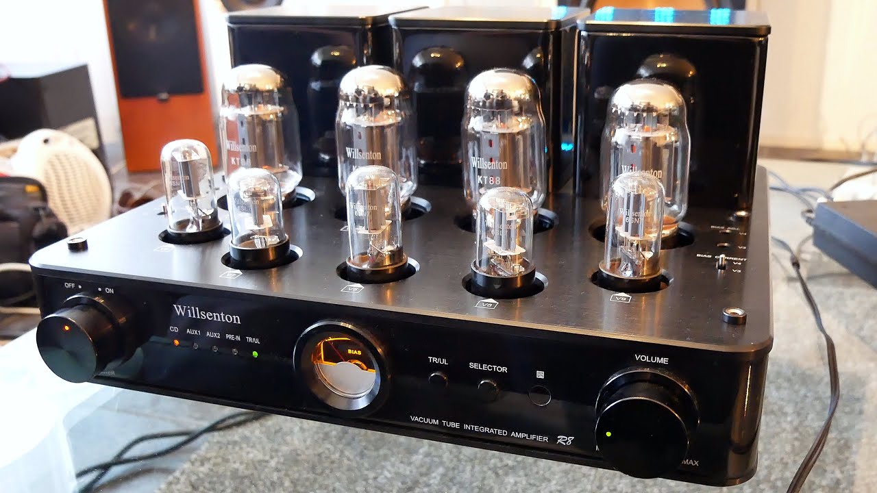 Simon's first experience with a tube amplifier, the Willsenton R8 and ...