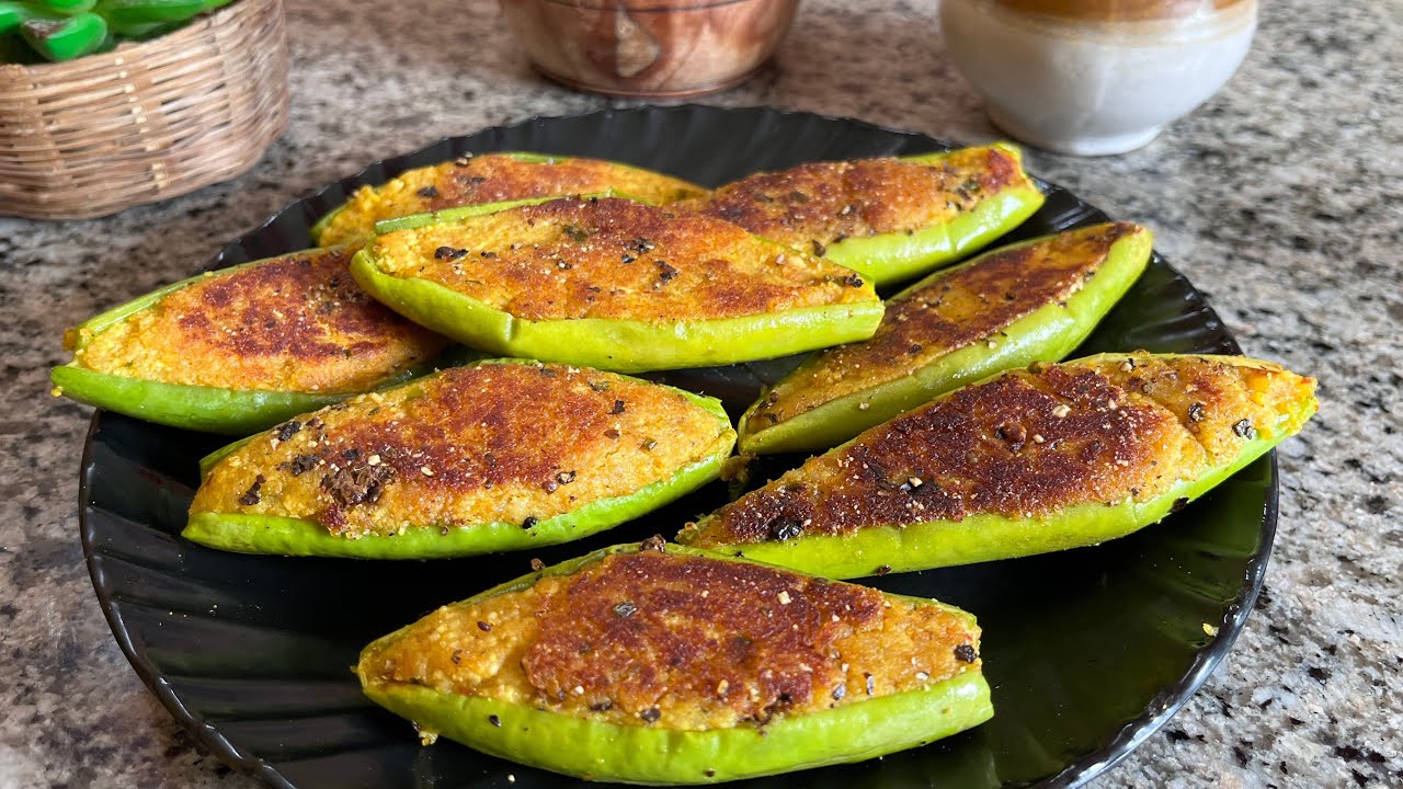 সহজ নিরামিষ পুর ভরা পটল ভাজা /stuffed pointed gourd fry /easy bengali ...
