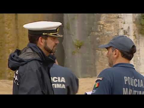 Selfie Çekmek İsteyen Çift 30 Metreden Aşağı Düşerek Can Verdi