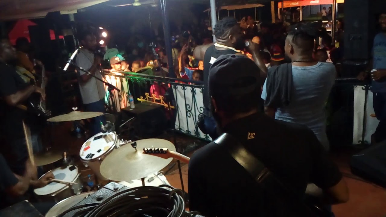 Miok Blong Tsak Valley - Kronos (Live at Ralum) - YouTube