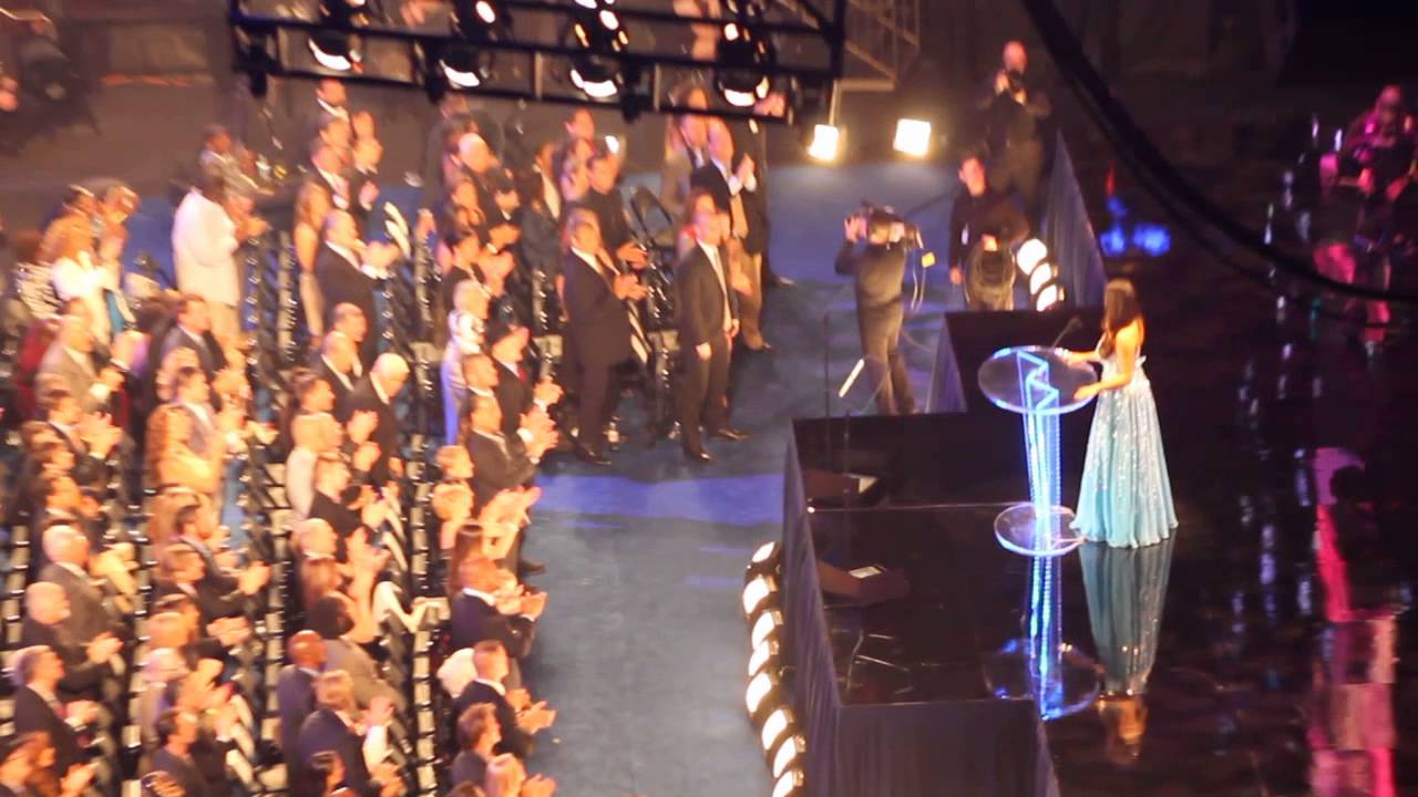 Wwe Hall Of Fame 2013 Trish Stratus Youtube