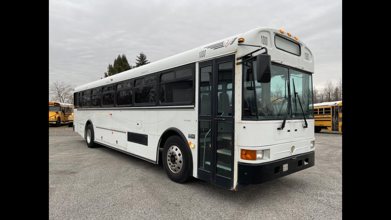 #9650 | 2008 International Flat Nose Activity Bus - YouTube