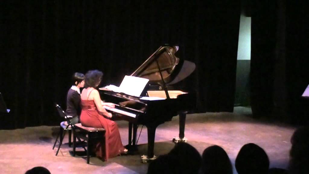 Danielle Jouanin, un petit rien de Rossini - YouTube