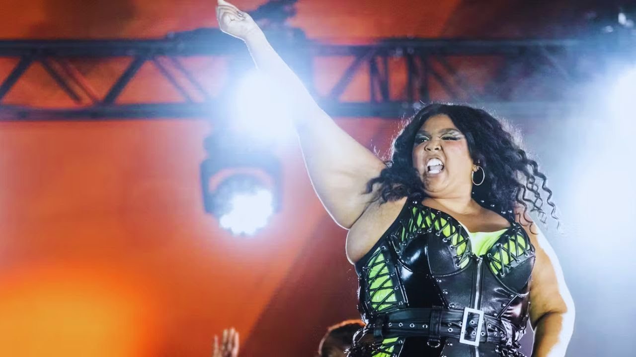 New Update!! Breaking News Of Lizzo || It will shock you - YouTube