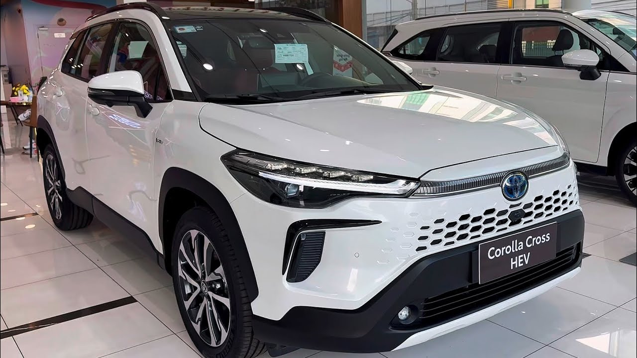 New Toyota Corolla Cross HEV 2025! Review Interior and Exterior - YouTube