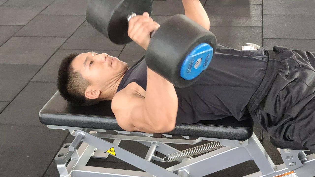 Dumbbell Bench Press | 34kg Dumbbell | Best Upper Body Exercise - YouTube