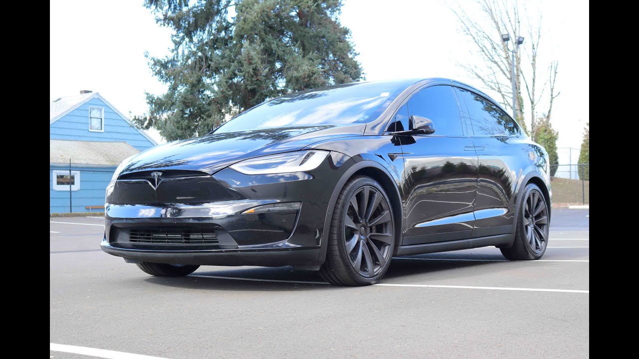2022 Tesla Model X Plaid With FSD Buyers Guide and Self Park Demo - YouTube