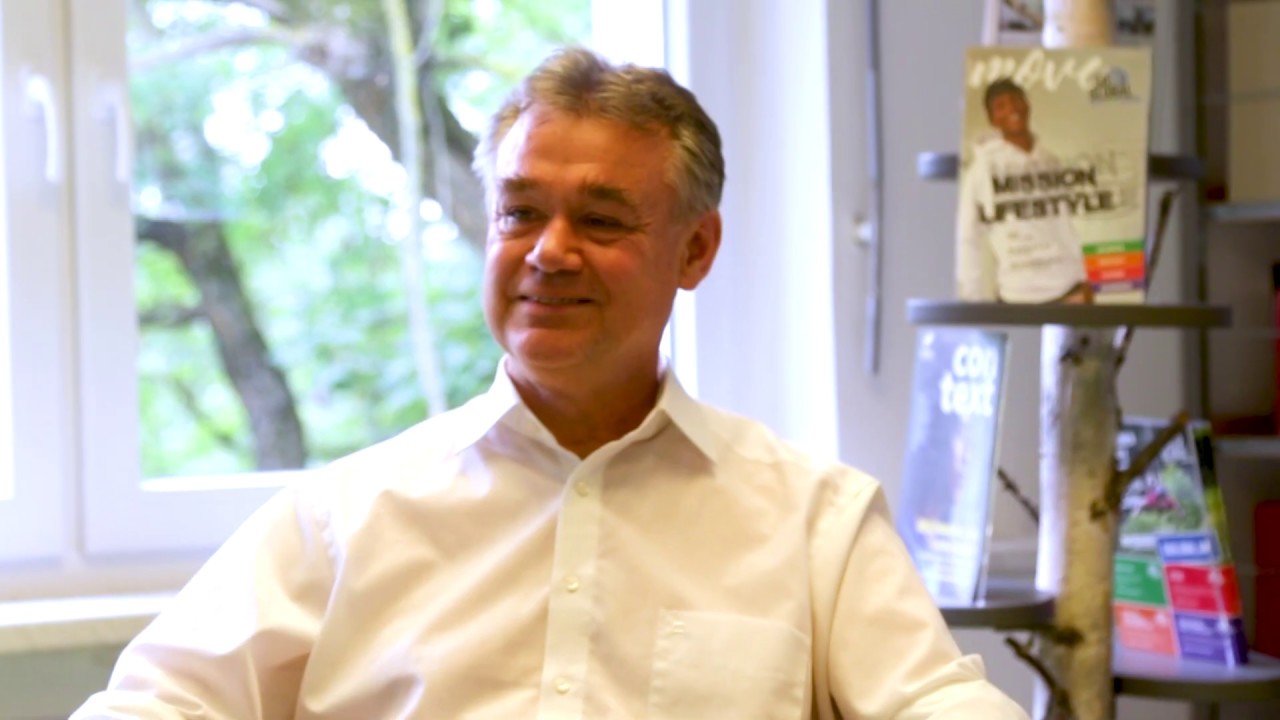 AWM Interview mit Dr. Peter Westphal - YouTube