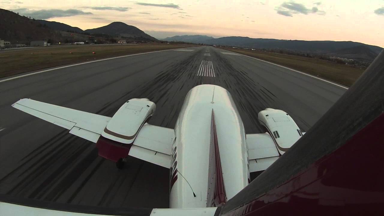 Commander 700 - YouTube