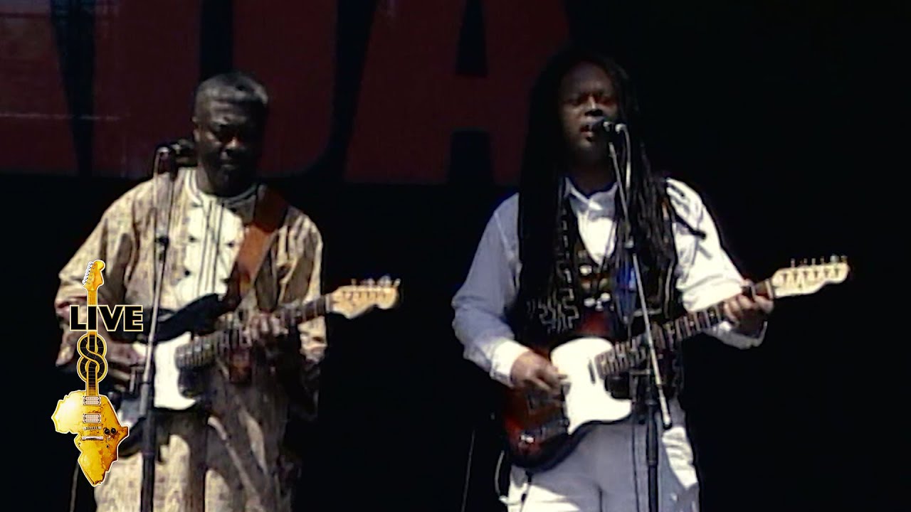 African Guitar Summit - Mwembo (Live 8 2005) - YouTube