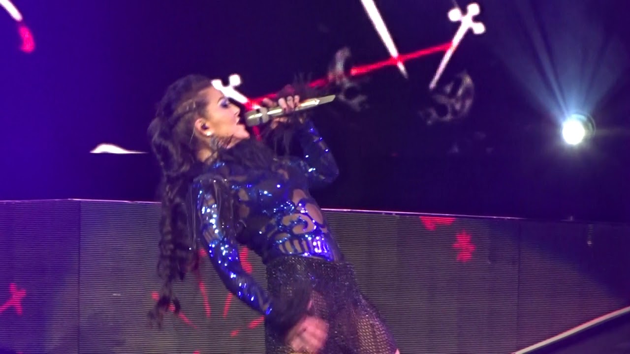 Alejandra Guzman Mirala, miralo New York 3/17/18 - YouTube