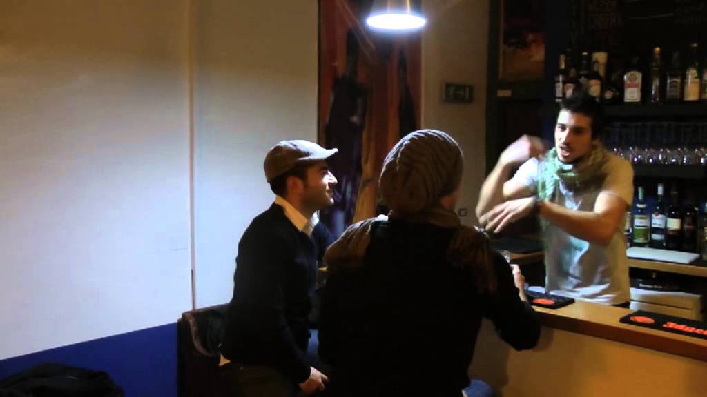 Chet's Club...dove tutto può accadere! - YouTube