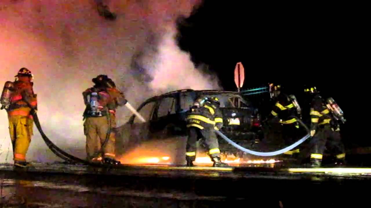 North Whitehall fully involved vehicle fire (3/4) - YouTube