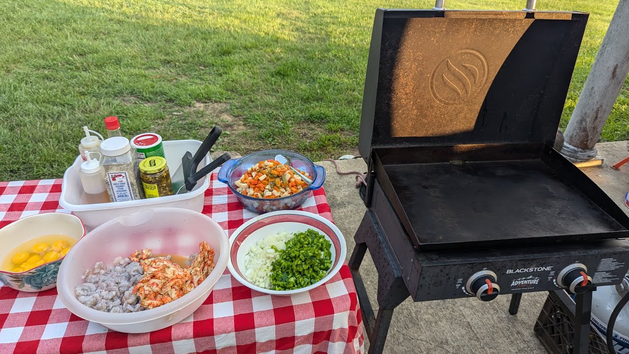 Blackstone Cooking Outdoors in Louisiana!! Shrimp & Crawfish Fried ...