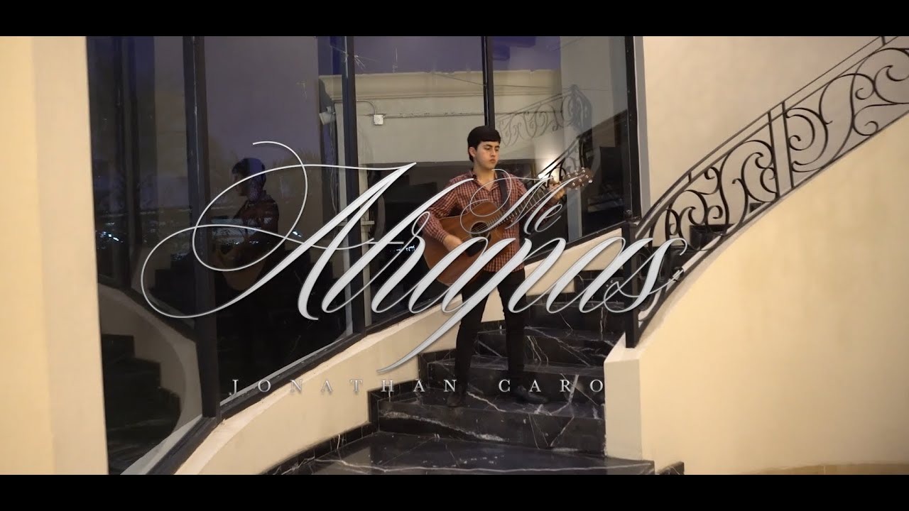 Jonathan Caro - Me Atrapas (Video Oficial) - YouTube