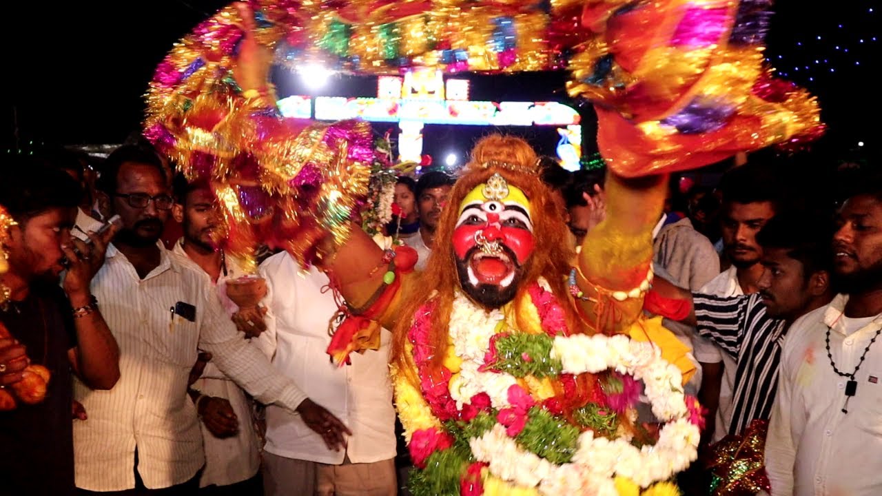 Potharaju Dance Video of Mahesh Potraj at Bonalu 2020 | Pothuraju dance ...