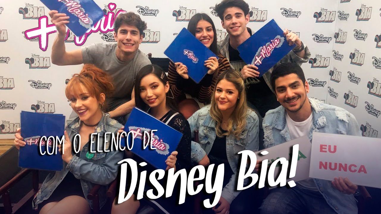 Com o elenco de Disney Bia! - YouTube