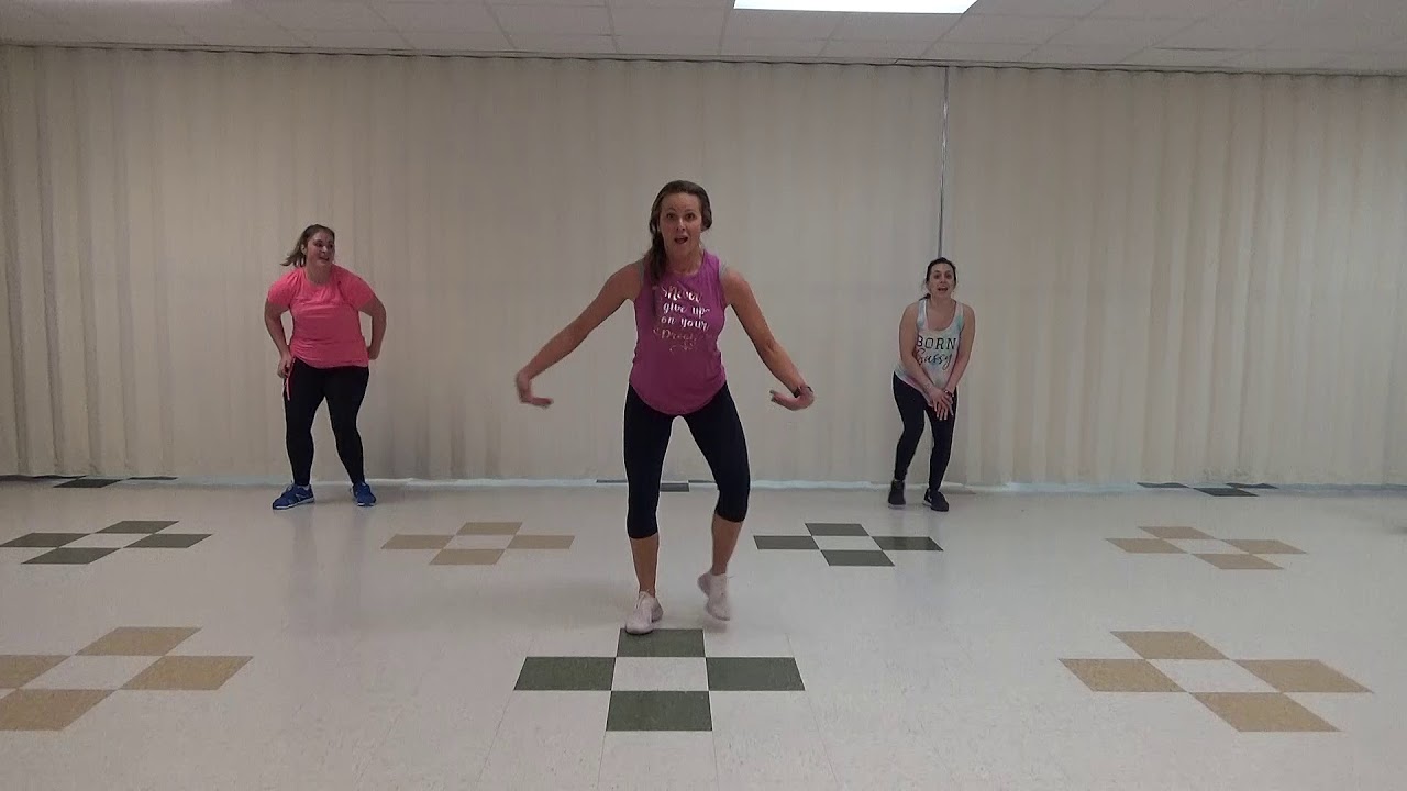 Cardio Dance She's doing Squats - YouTube