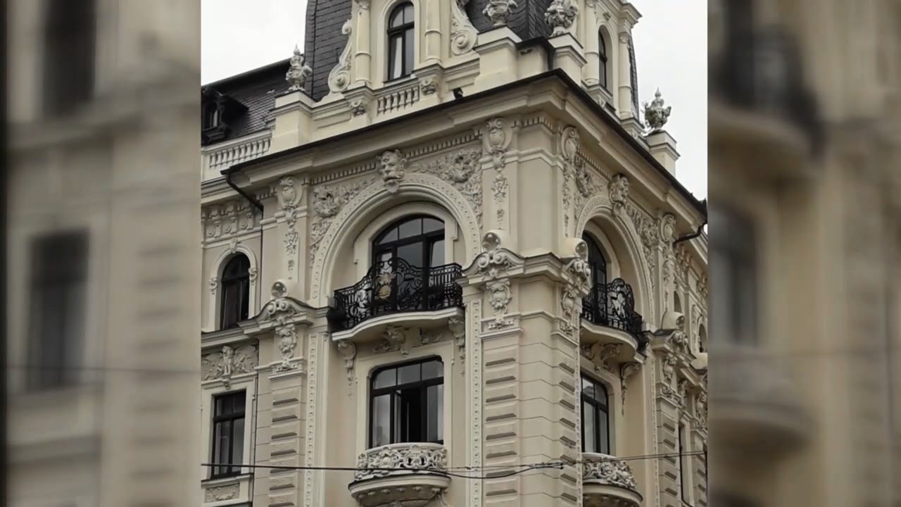 Riga. Beautiful buildings of "Old Riga" - YouTube