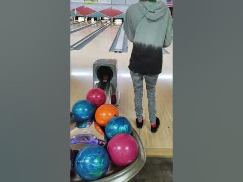 Bowling field trip at School @centurylanes8095 - YouTube