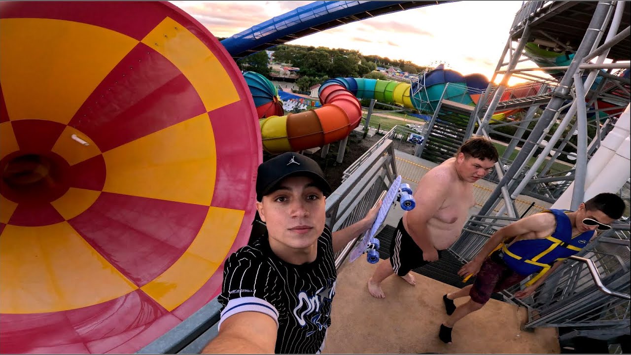 SNEAKING INTO MASSIVE WATERPARK IN THE NIGHT.. INSANE! - YouTube