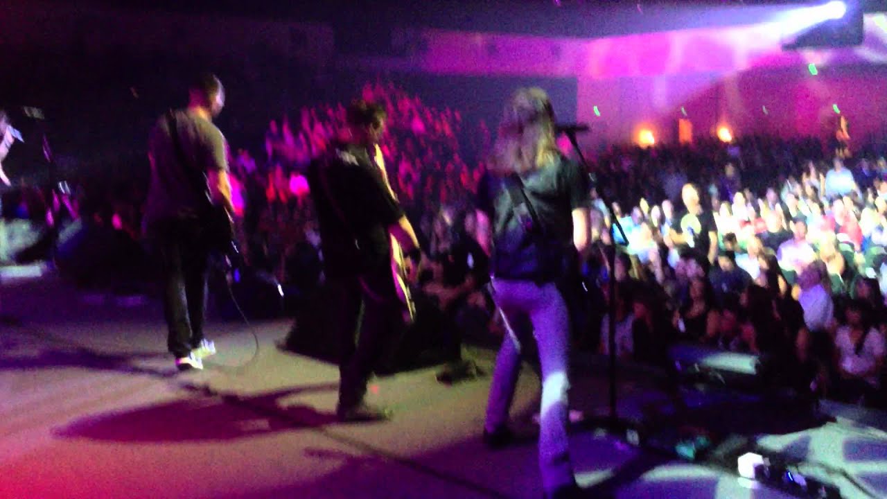 Creed Live Wash Away Years - YouTube