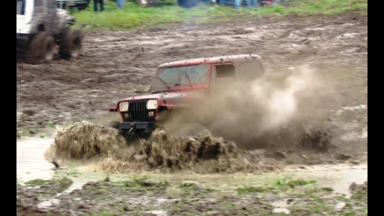 Red Jeep Gets In Too Deep At Bobs Fall Mud Bog - YouTube