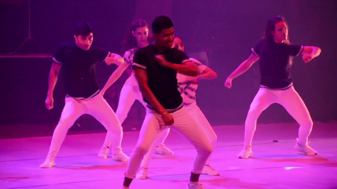 FESTIVAL CULTURAL ITALIANO (Street Dance "On Stage") - YouTube