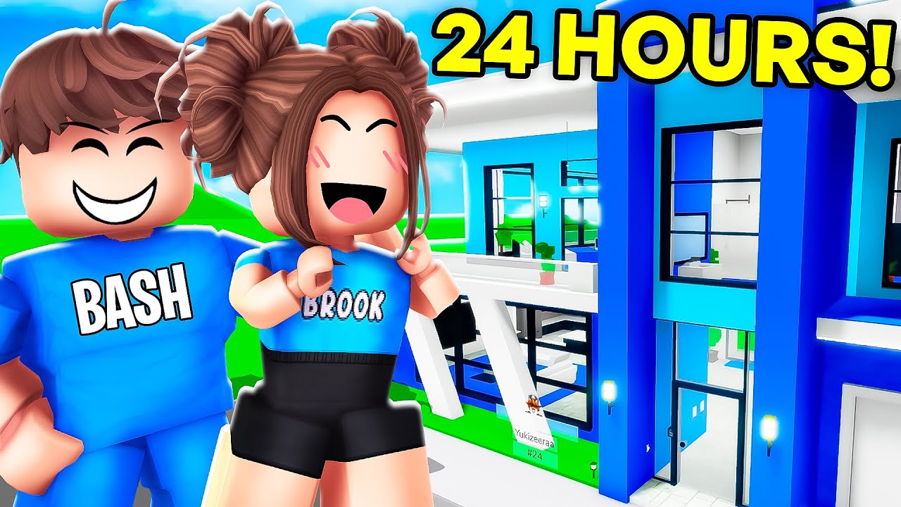 LIVING In A BLUE ONLY WORLD For 24 HOURS..(Brookhaven) - YouTube