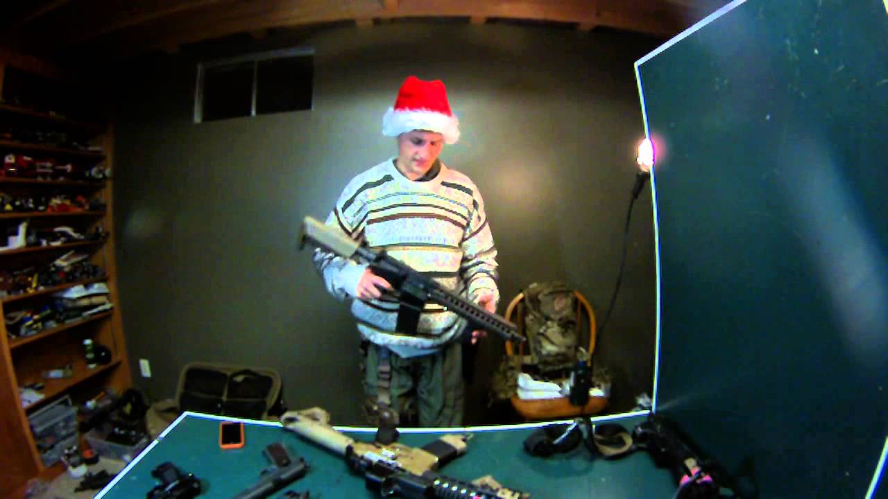 Airsoft Loadout Christmas Special 2000 Subscriber Monument - YouTube