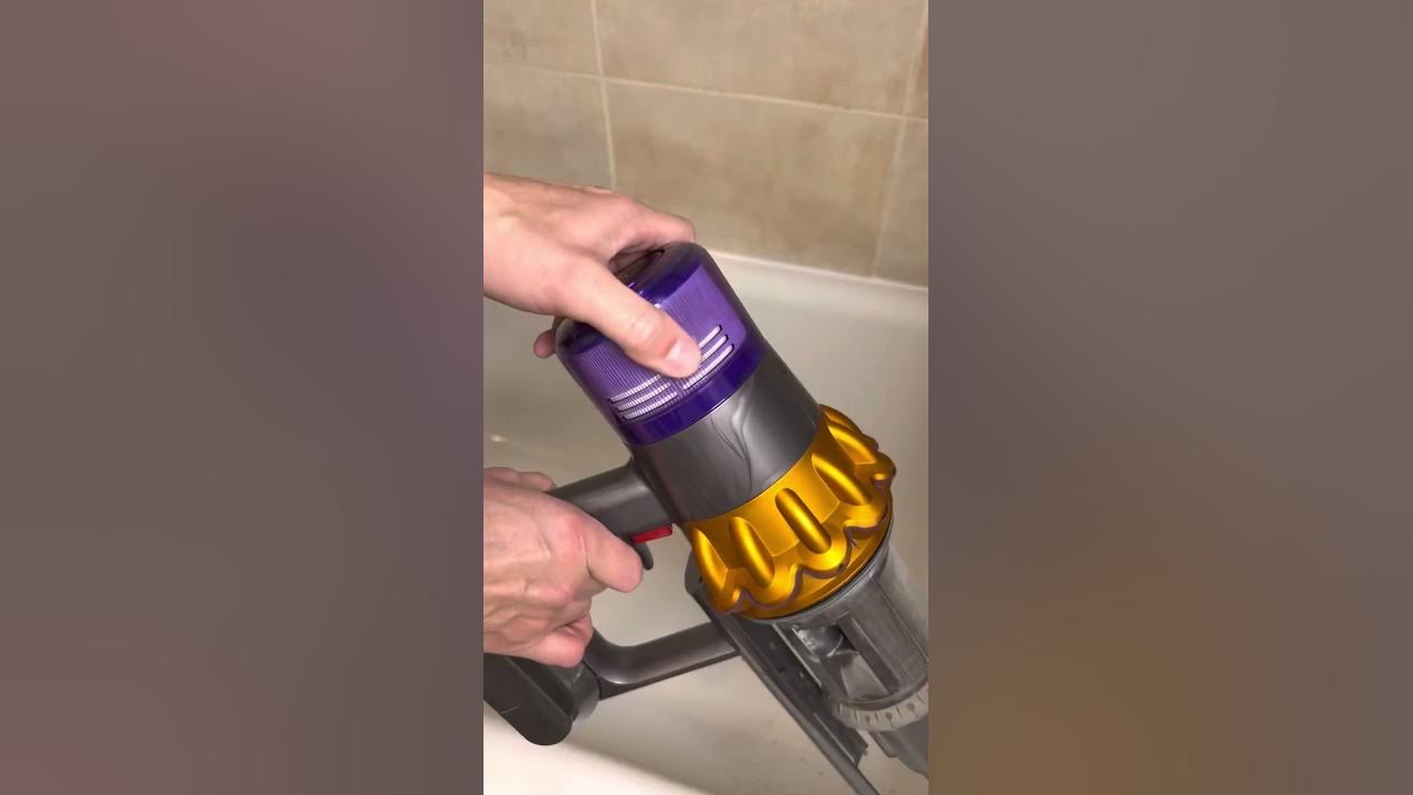Nettoyer son dyson v15 - YouTube